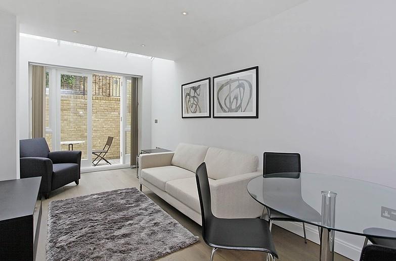 Chelsea Walk, Fulham Road SW10 1 bed flat - £2,492 pcm (£575 pw)