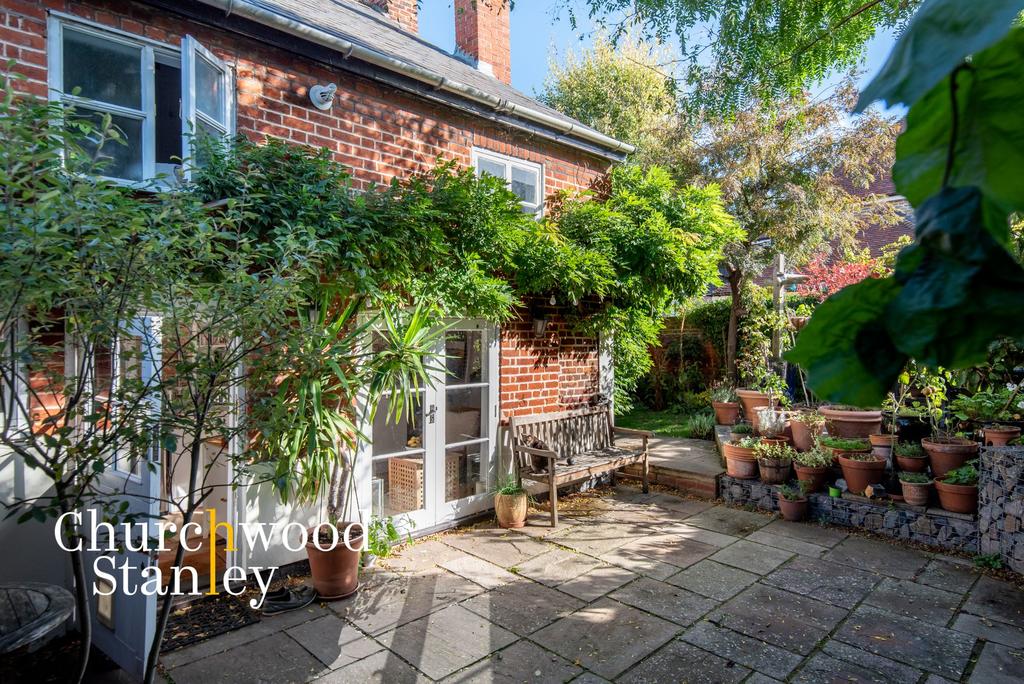 Wherry Corner, Manningtree, CO11 3 bed semi-detached house - £425,000