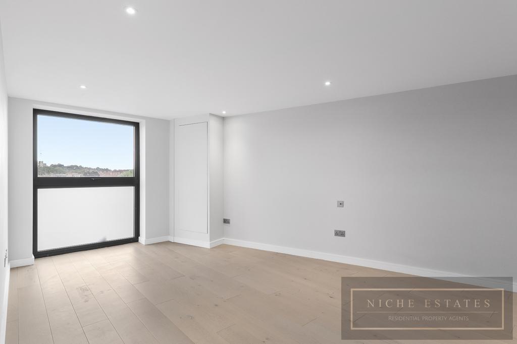 Homestead Heights, Crouch End, London N8 2 bed apartment - £2,700 pcm ...