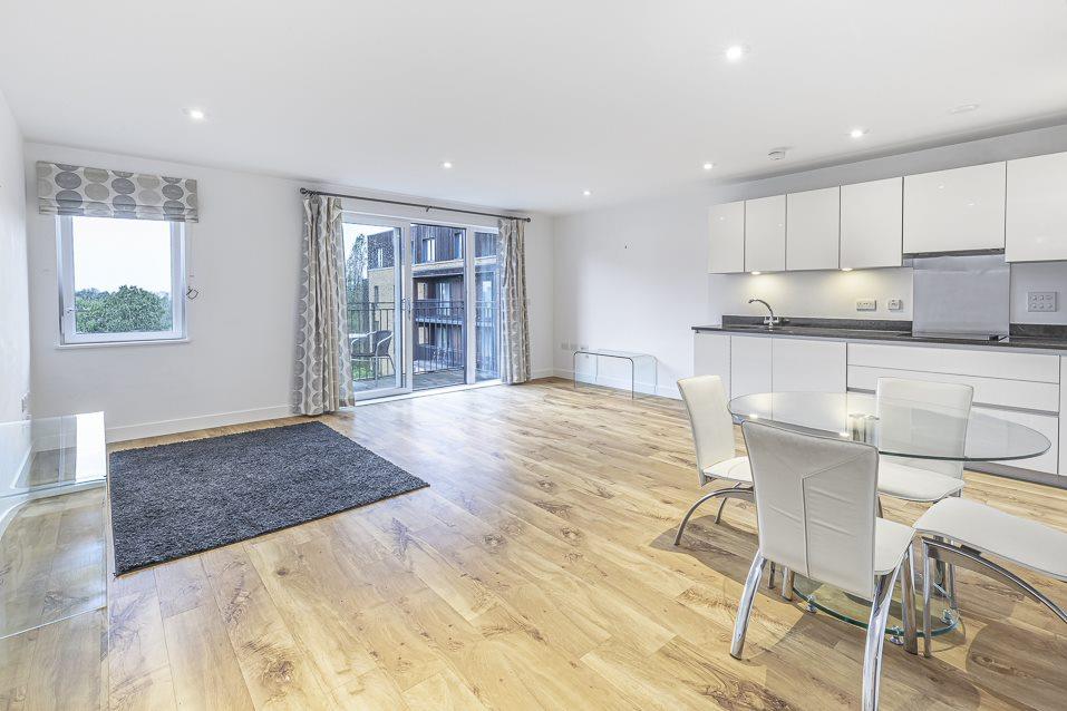 Johnson Court, Kidbrooke Village, SE9 2 bed apartment - £2,000 pcm (£ ...