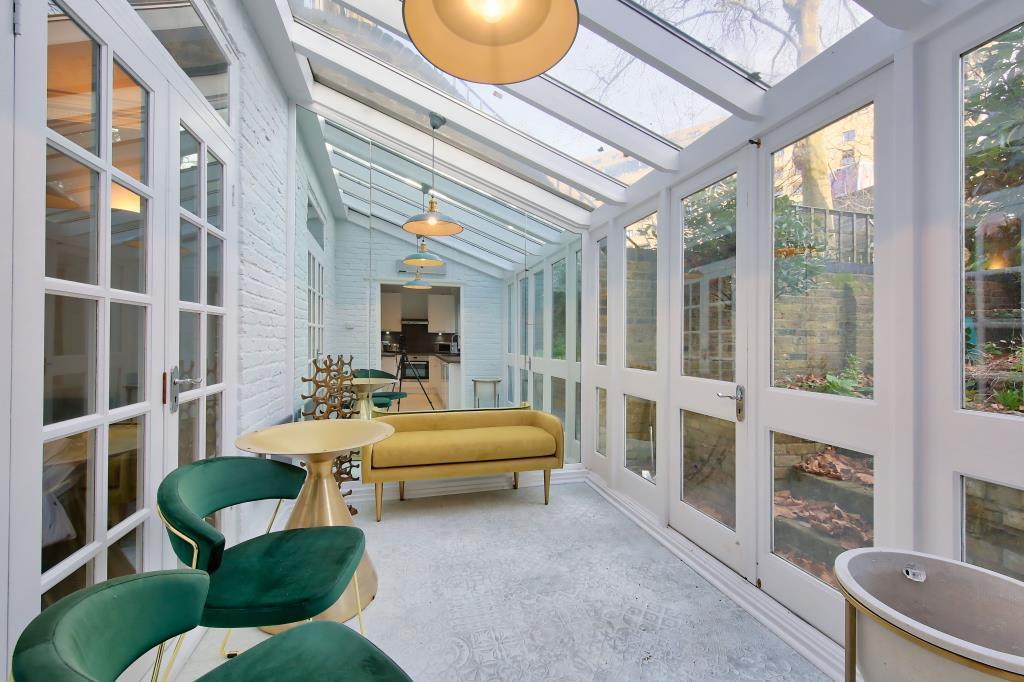 Lexham Gardens, Kensington, London 1 bed terraced house - £695,000