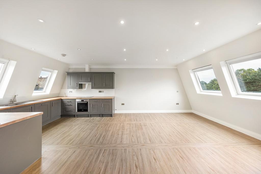 Fulham Palace Road, Fulham, London, SW6 2 bed apartment - £699,950