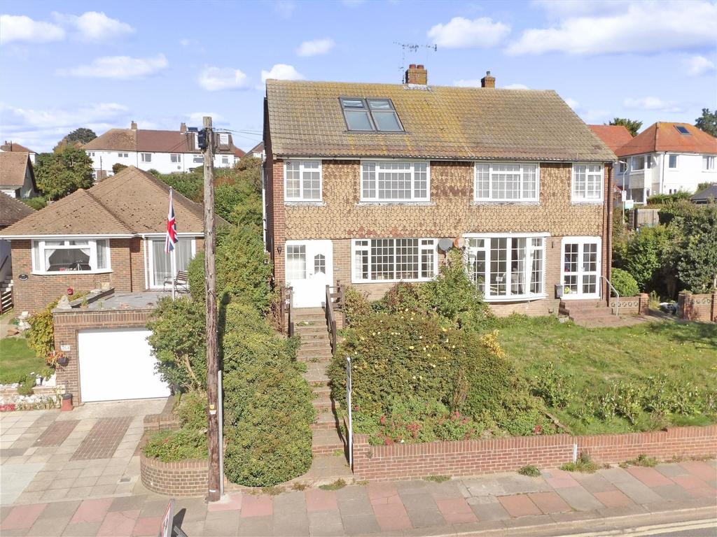 Warren Road, Woodingdean, Brighton... 4 bed semi-detached house - £499,950