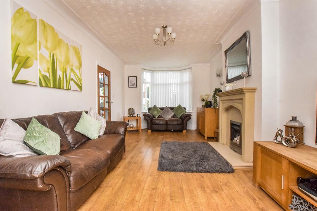 Marina Grove, Runcorn 3 bed semi-detached house - £160,000