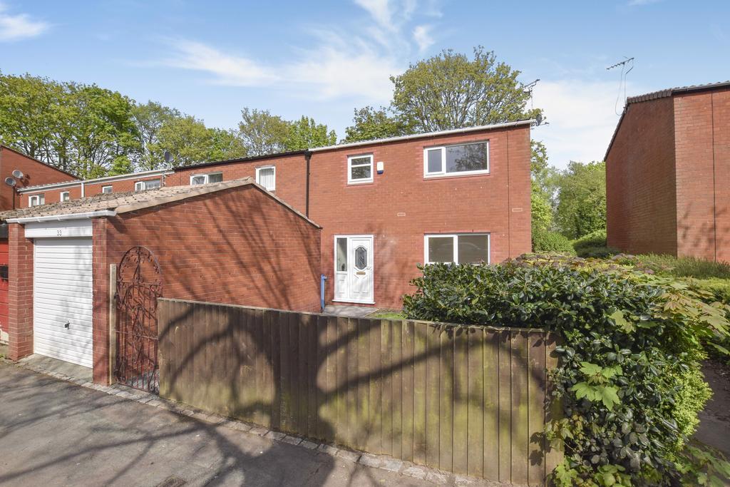 Lapwing Grove, Runcorn 3 bed end of terrace house - £140,000