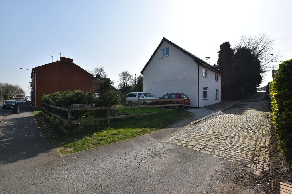Halton Road, Runcorn Land - £25,000