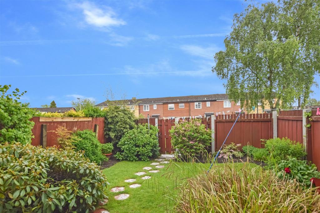 Standish Court, Widnes 3 bed townhouse for sale - £140,000