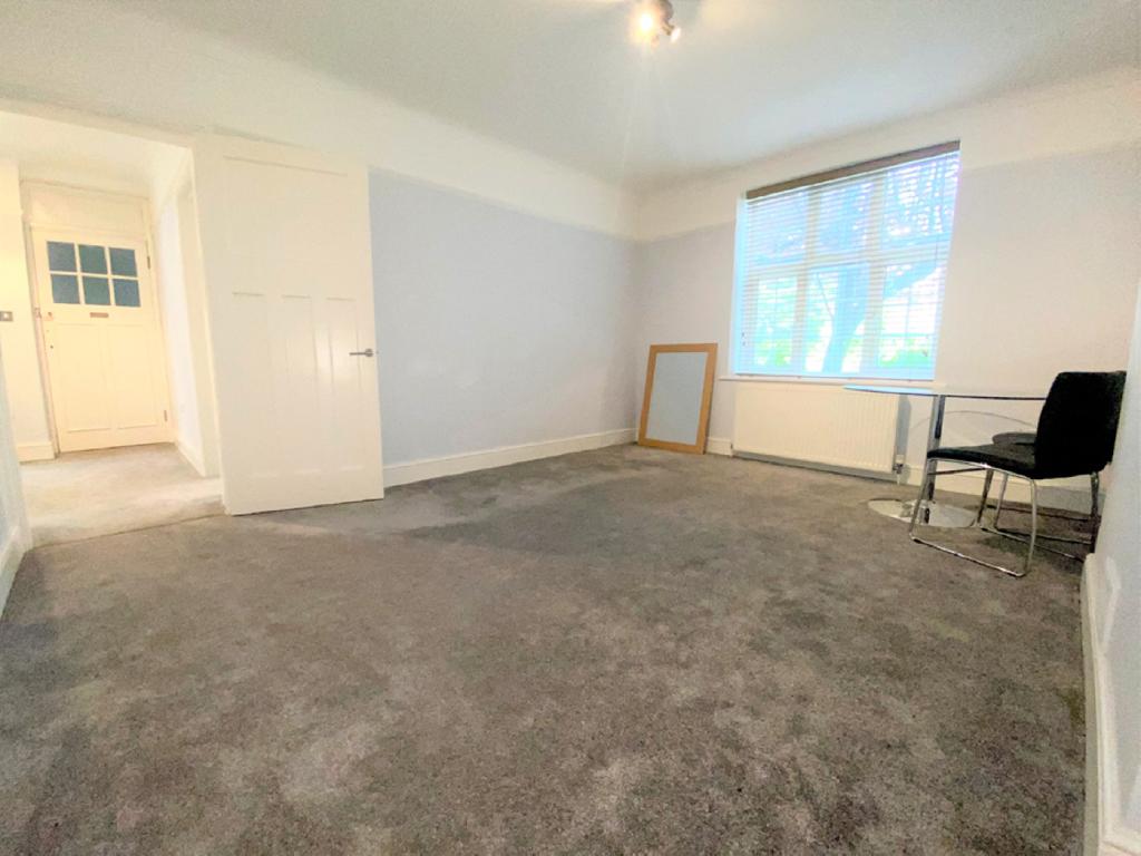 Flat 89 Norbiton Hall, Birkenhead Avenue, Kingston Upon Thames 1 bed ...