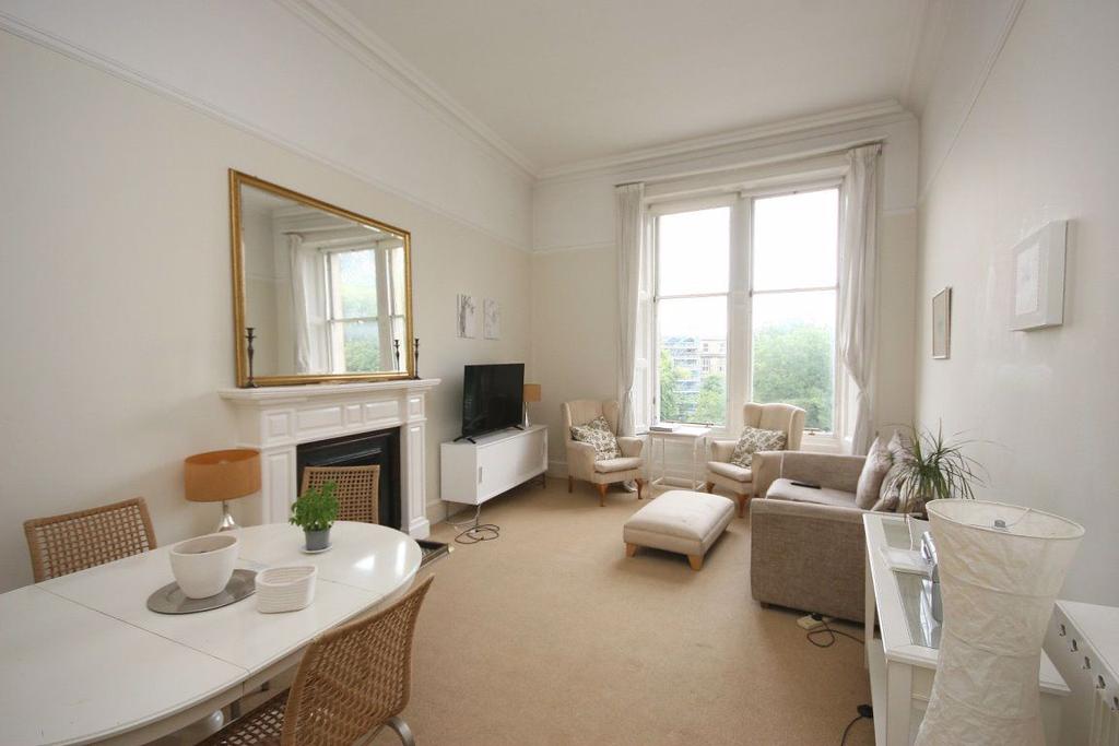 Drumsheugh Place, Edinburgh 2 bed flat - £1,600 pcm (£369 pw)