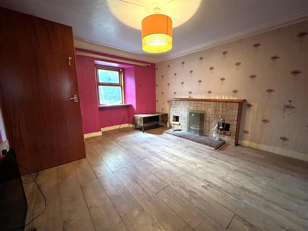 The Rowans Victoria Road, Brora Sutherland KW9 6LN 3 bed cottage for ...