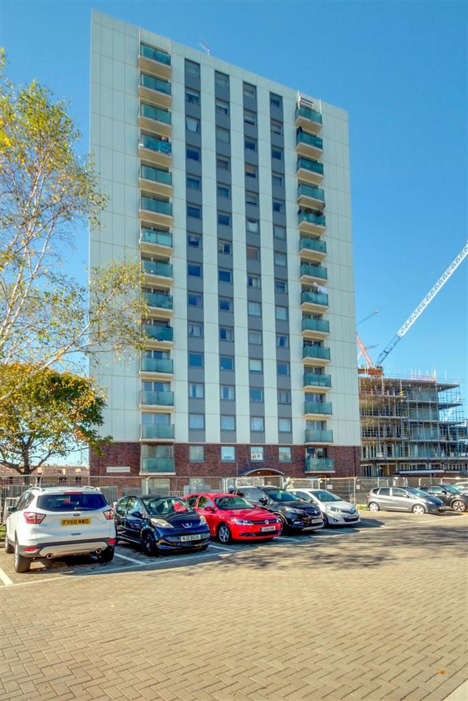 Granville Road, London 2 bed apartment - £310,000