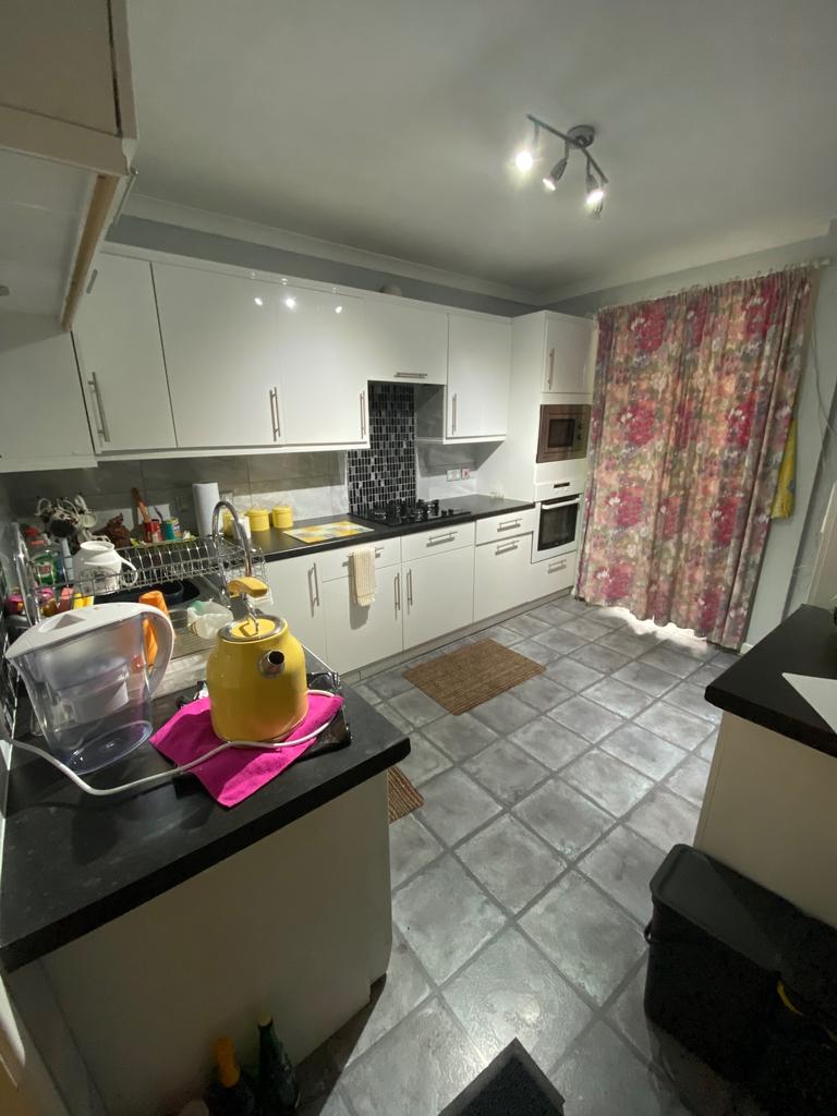 Nether Hall Road, Doncaster 2 bed flat - £650 pcm (£150 pw)