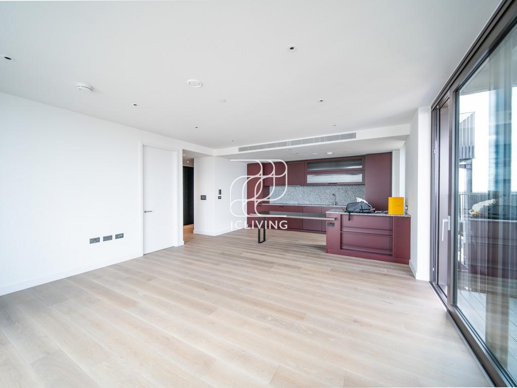 Embassy Gardens, London, sw11 3 bed flat - £5,633 pcm (£1,300 pw)