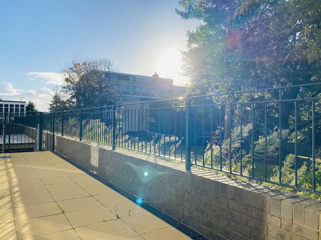 The Observatory, Park Road, Poole 2 bed ground floor flat - £1,300 pcm ...