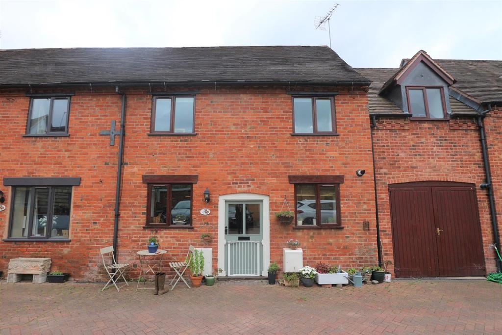 Swan Street, Alcester 2 bed cottage - £270,000