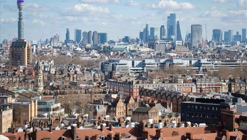 4 Merchant Square East, London, W2 3 bed apartment - £10,833 pcm (£ ...
