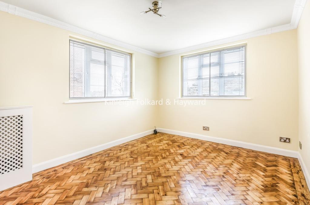 Beaufort Park London NW11 3 bed flat - £2,250 pcm (£519 pw)