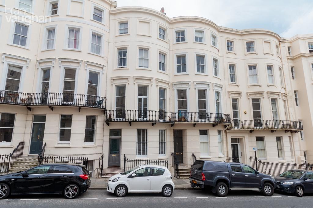 Eaton Place, Brighton, BN2 1 bed flat - £950 pcm (£219 pw)