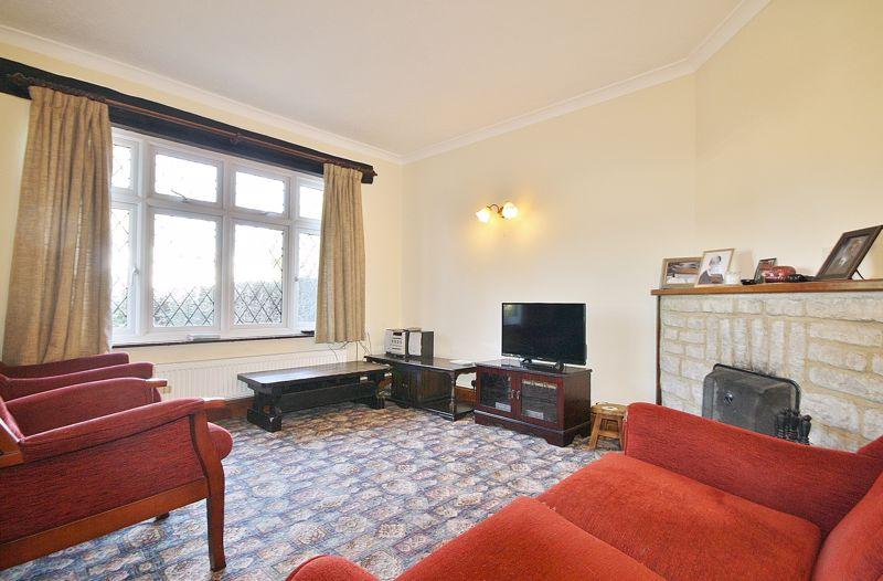 NEW YATT ROAD, Witney OX28 1NZ 4 bed semi-detached house - £500,000
