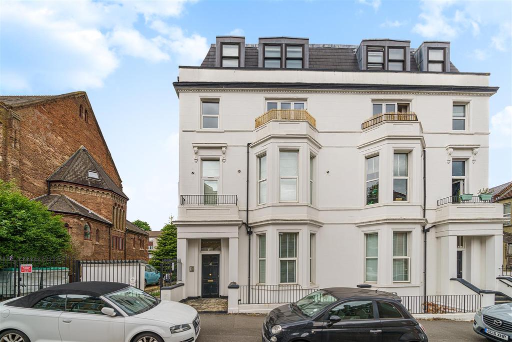Waldegrave Road Crystal Palace Se19 1 Bed Flat £1 250 Pcm £288 Pw