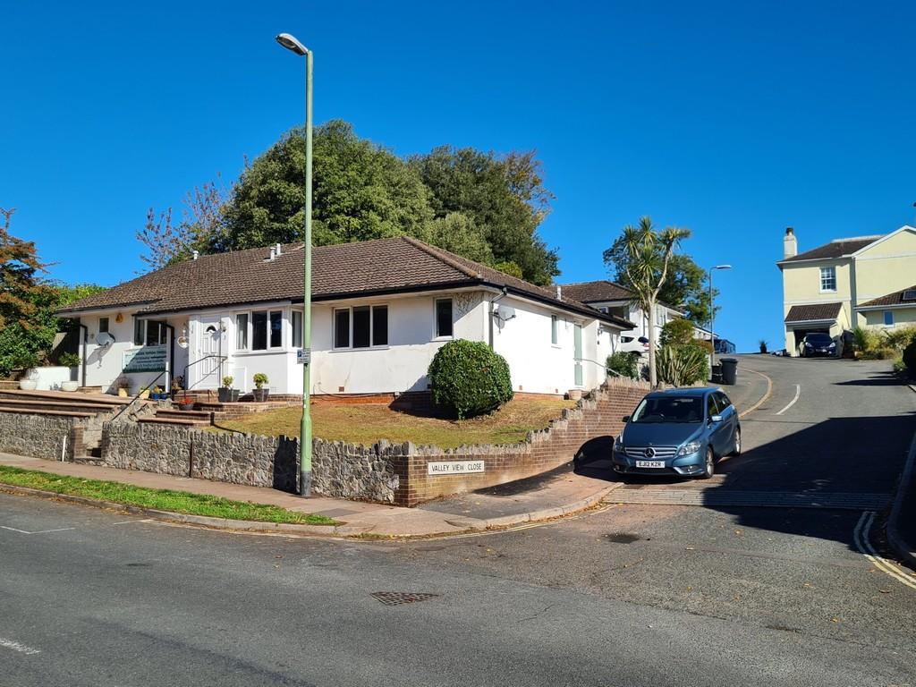 Valley View Close, Torre 2 bed terraced bungalow - £229,950