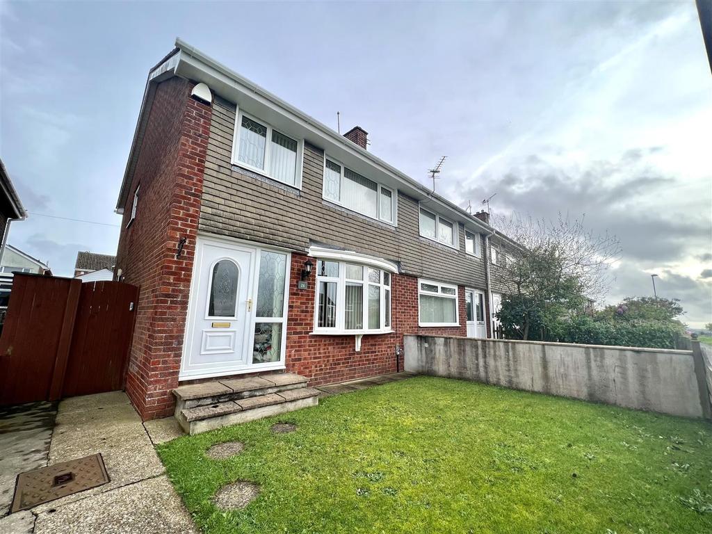 Wellfield, Dunvant, Swansea 3 bed end of terrace house - £215,000