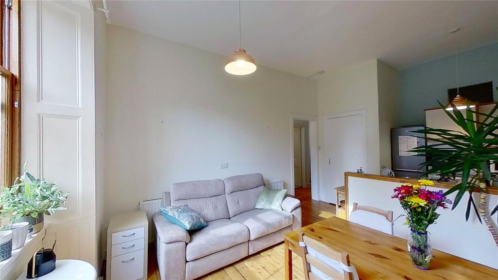 Lutton Place, Edinburgh, Midlothian, EH8 2 bed flat - £1,415 pcm (£327 pw)