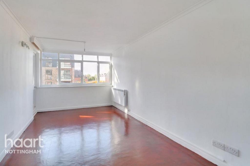 Rivermead, Wilford Lane, Nottingham 2 bed flat - £925 pcm (£213 pw)