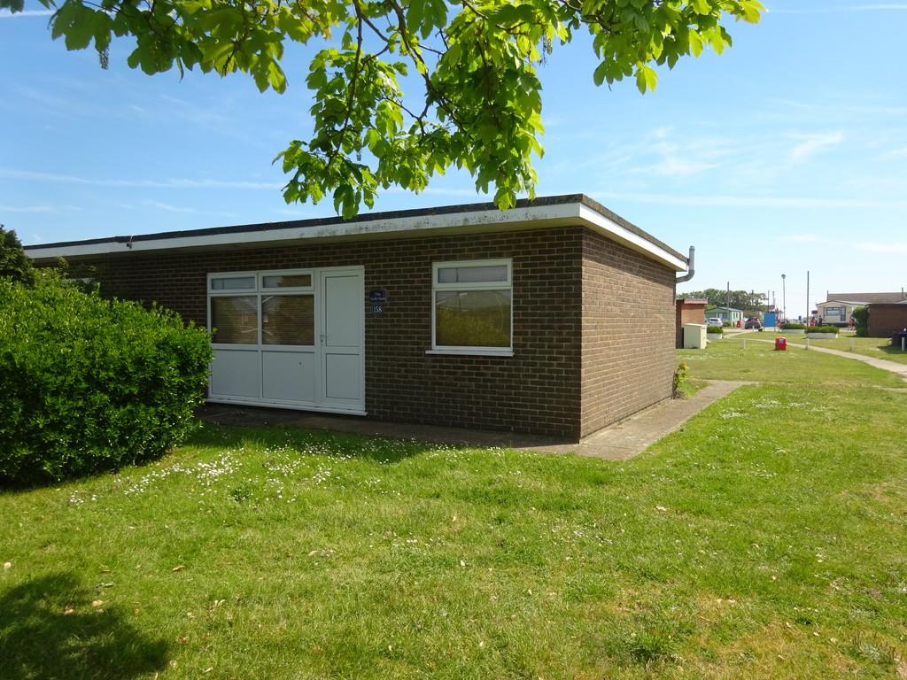 Chalet 158, Romney Sands Holiday Park 2 bed chalet - £38,500