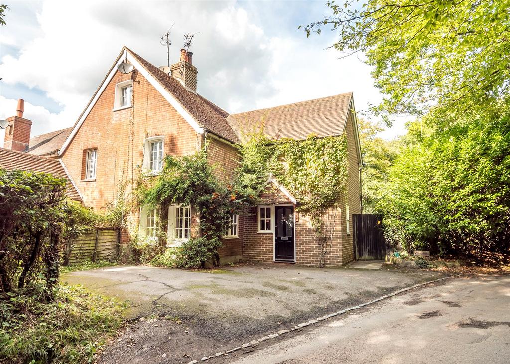 Swainham Lane, Crowhurst 3 bed semi-detached house for sale - £450,000