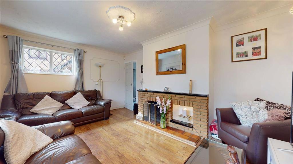 Ibstone Avenue, Bradwell Common... 4 bed detached house - £450,000