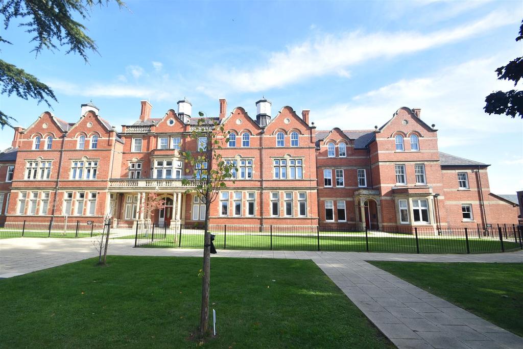 25 Radbrook Hall, Lady Herbert Way, Shrewsbury SY3 9BY 1 bed apartment ...