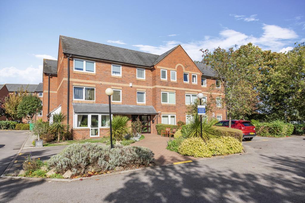 Tumbling Bay Court, Oxford, OX2 1 bed flat - £100,000
