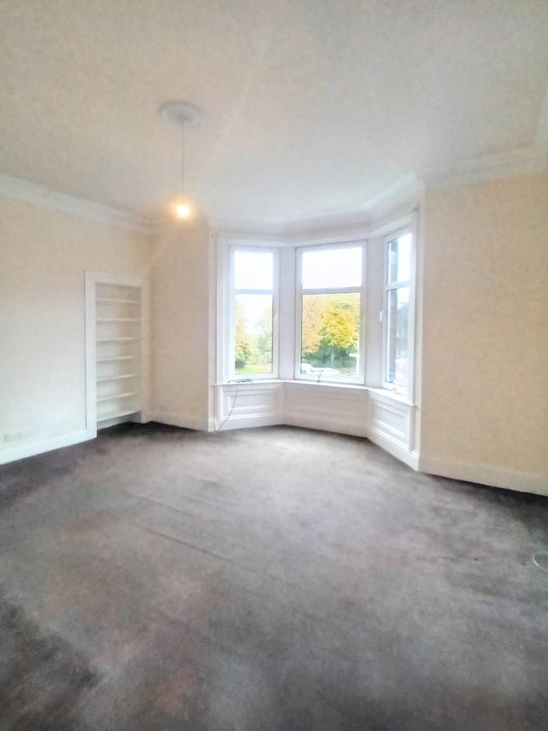 John Street, Gourock PA19 1 bed flat - £475 pcm (£110 pw)