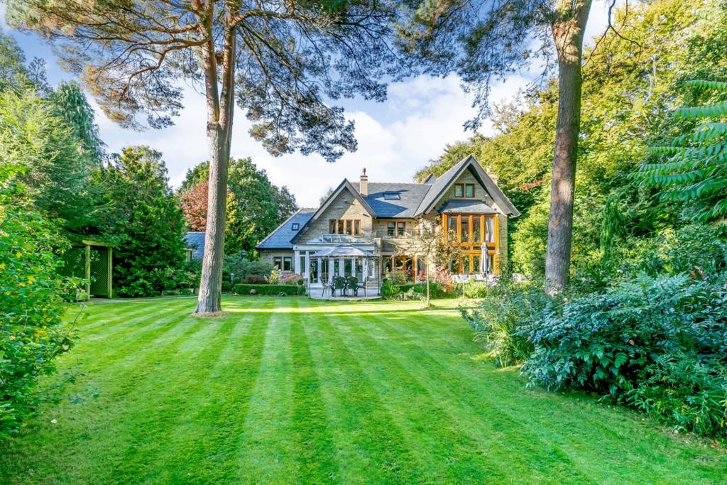 Sandbeds, Honley, HD9 4 bed detached house - £1,550,000