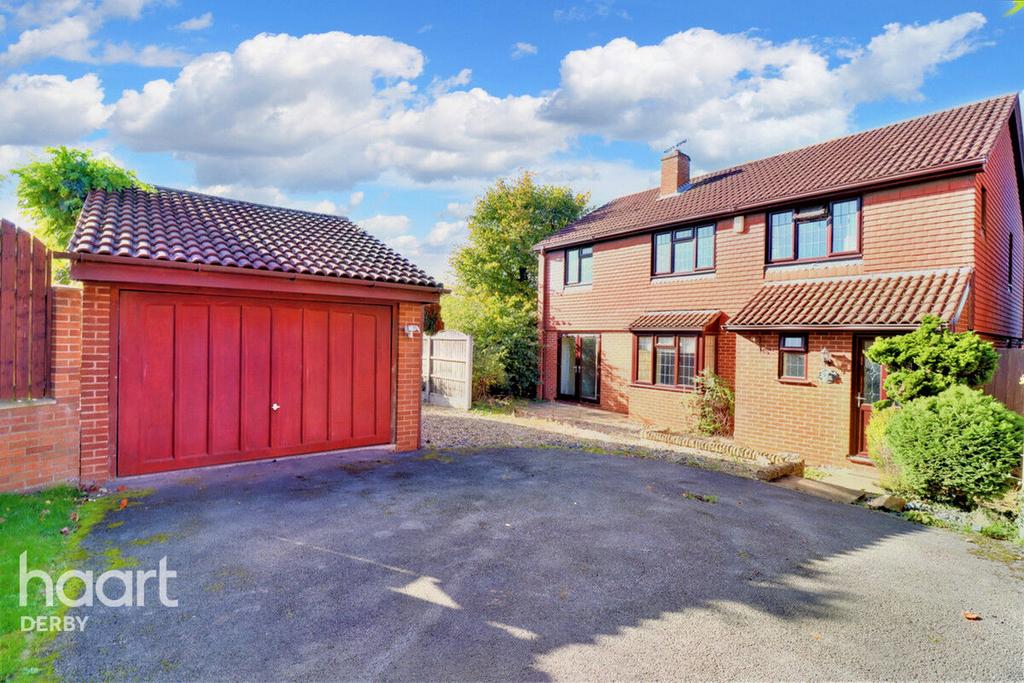 Fairbourne Drive, Mickleover 4 bed detached house - £425,000