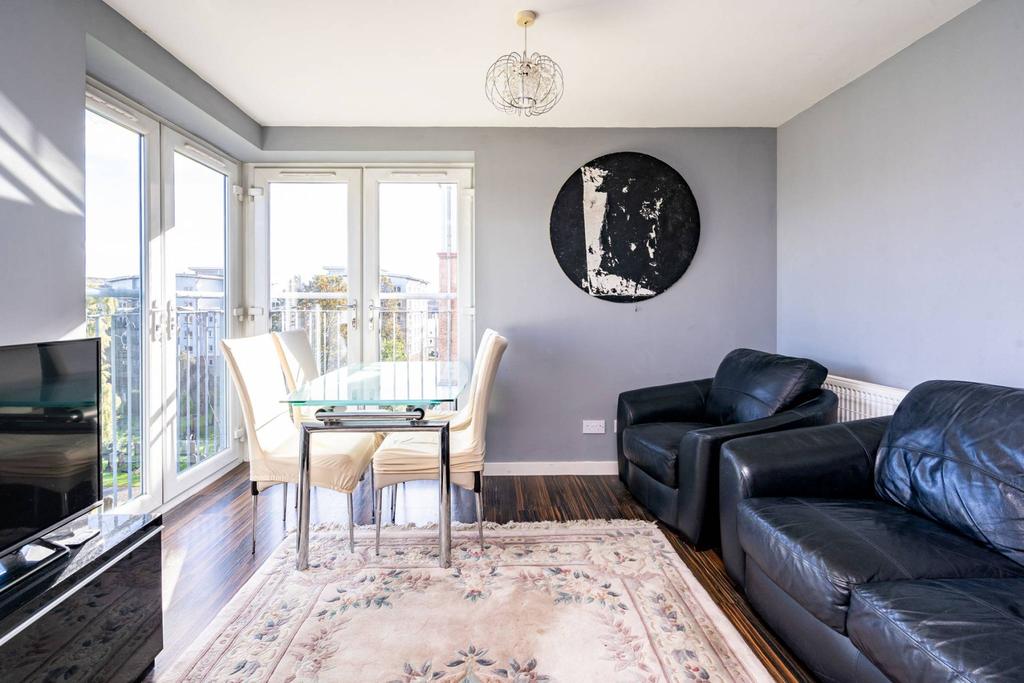2/16 North Pilrig Heights, Edinburgh... 2 bed flat - £225,000