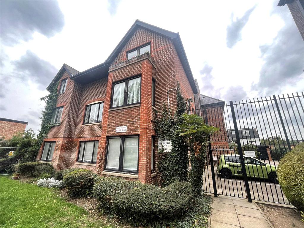 Hillfield Avenue, London, N8 2 bed apartment - £1,950 pcm (£450 pw)