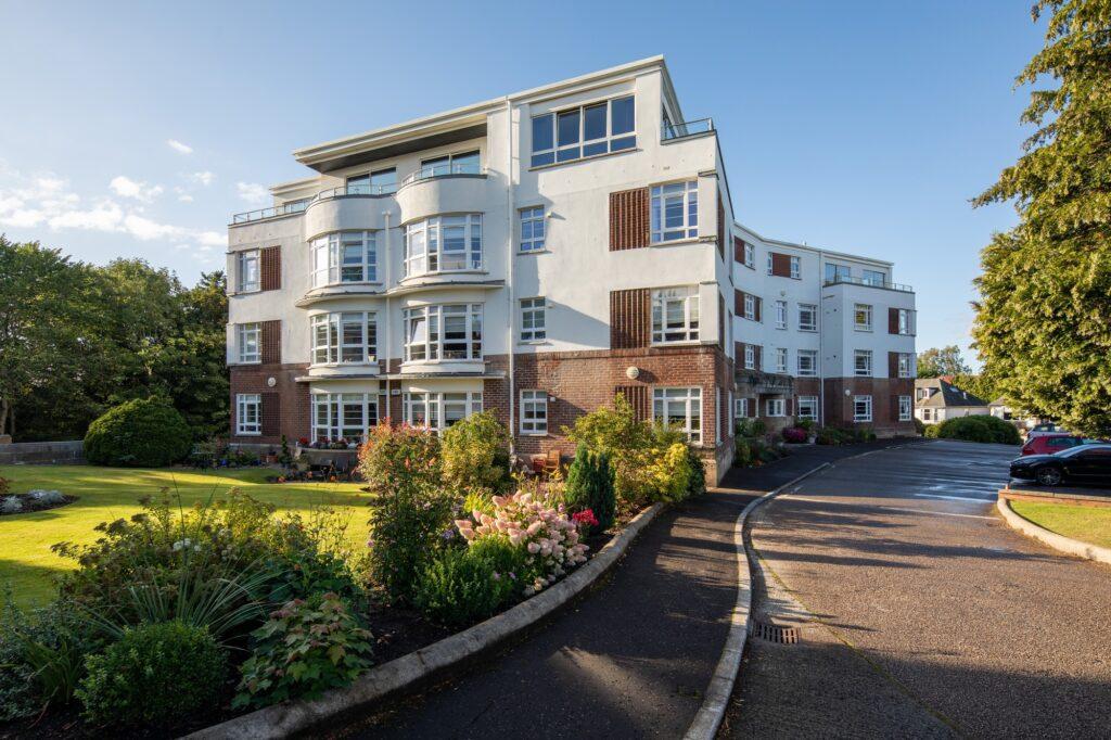 Sandringham Court, Newton Mearns 3 bed apartment - £375,000
