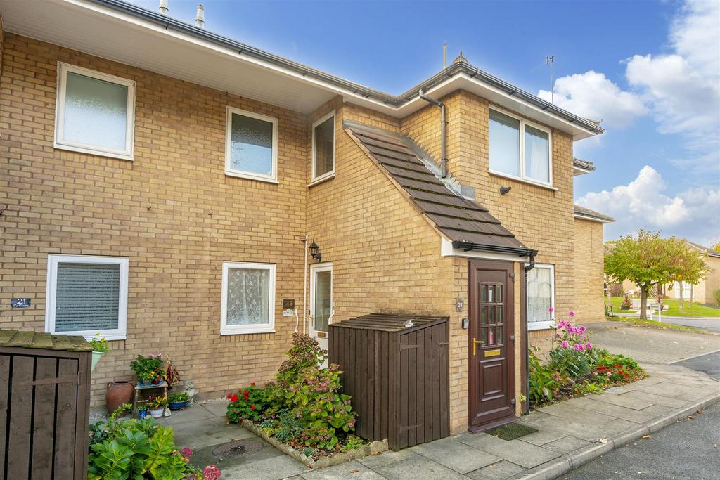 The Cedars, Nottingham 2 bed flat - £145,000