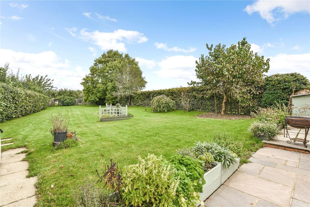 Glebe Cottages, Selham, West Sussex... 4 bed semi-detached house - £895,000