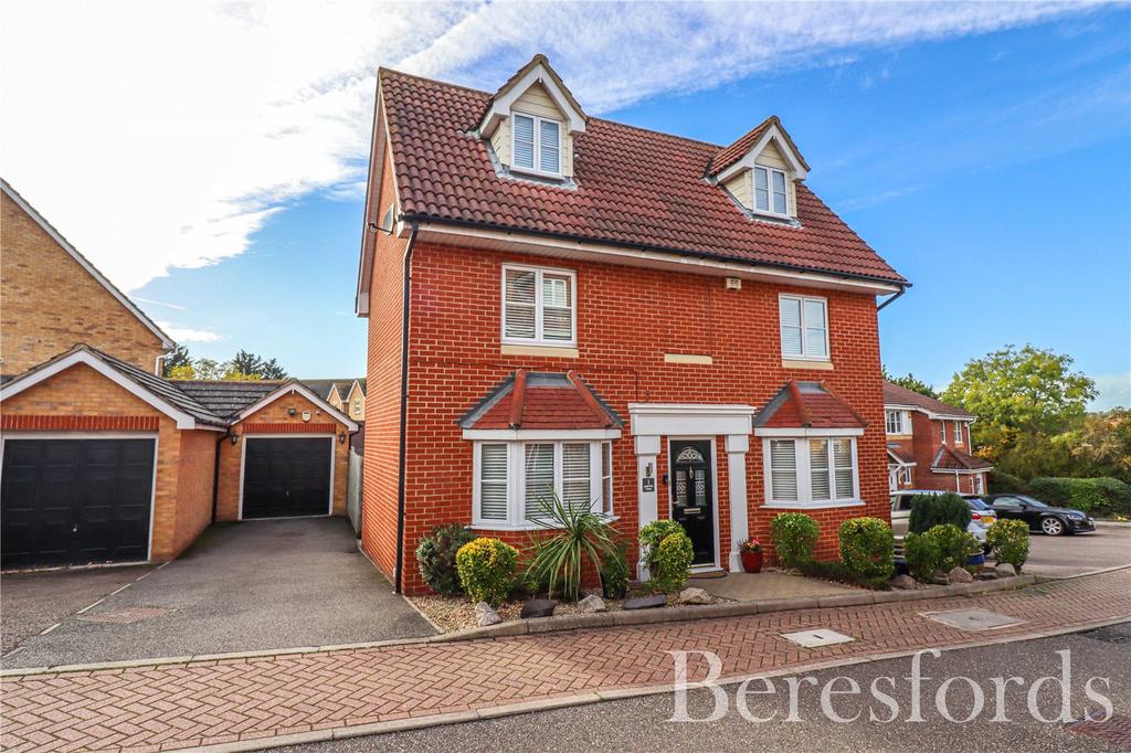 Pear Tree Close, Steeple View, SS15 4 bed detached house - £555,000