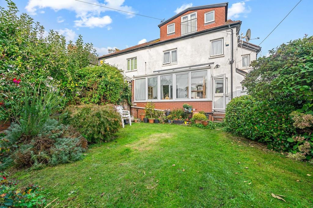 Waterloo Road, Penylan, Cardiff 4 bed semi-detached house - £550,000