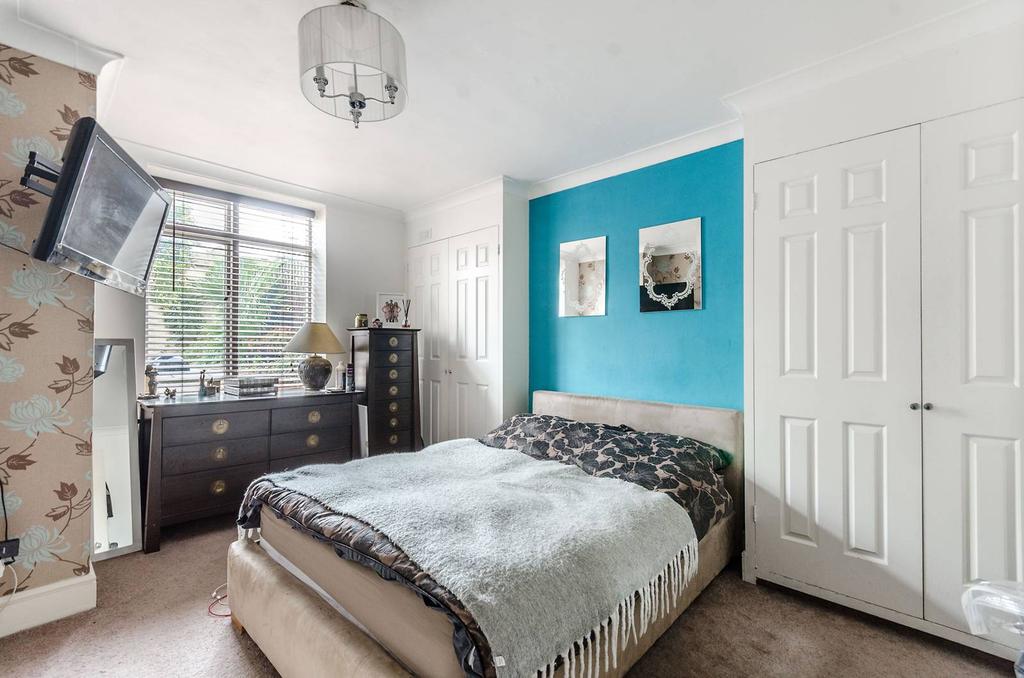 Boundaries Road, Balham, London, SW12 1 bed flat - £2,275 pcm (£525 pw)