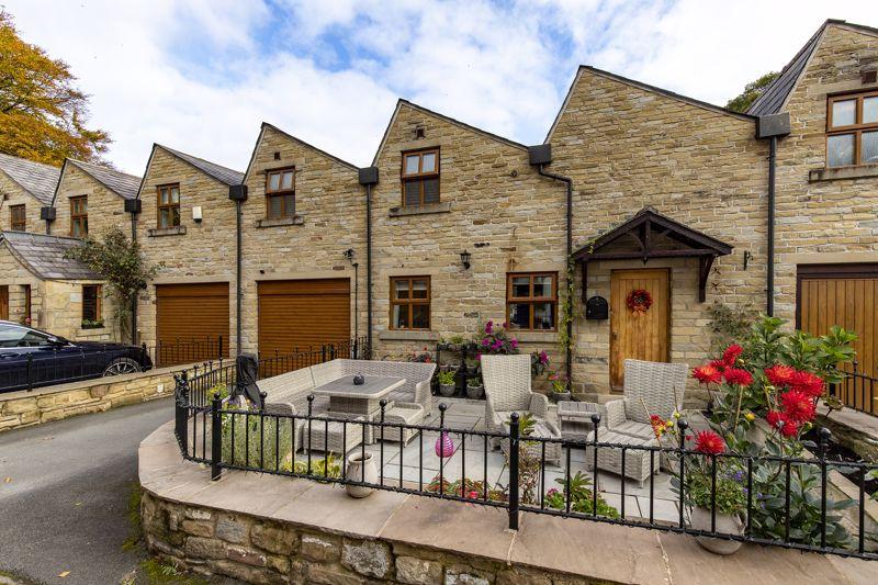 4 The Herons, Stansfield Mill Lane... 3 bed terraced house - £350,000