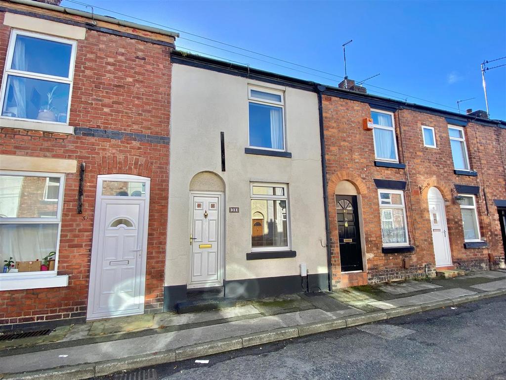 Barton Street, Macclesfield 2 bed terraced house - £165,000
