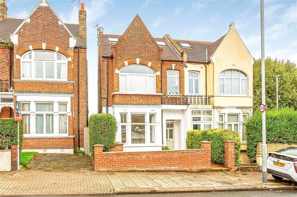 Mitcham Lane, London, SW16 1 bed flat - £325,000
