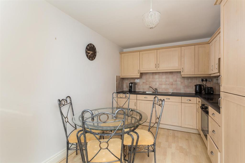 Tanner Row, York 2 bed apartment - £950 pcm (£219 pw)