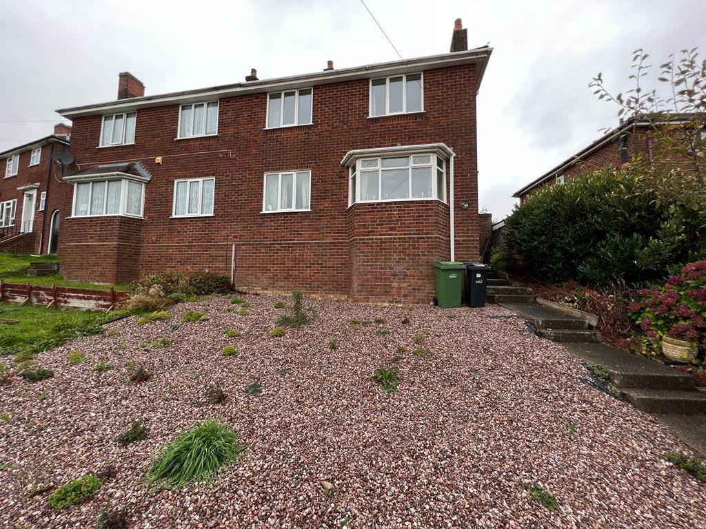 Meres Road Halesowen B63 2hl 3 Bed Semi Detached House For Sale £
