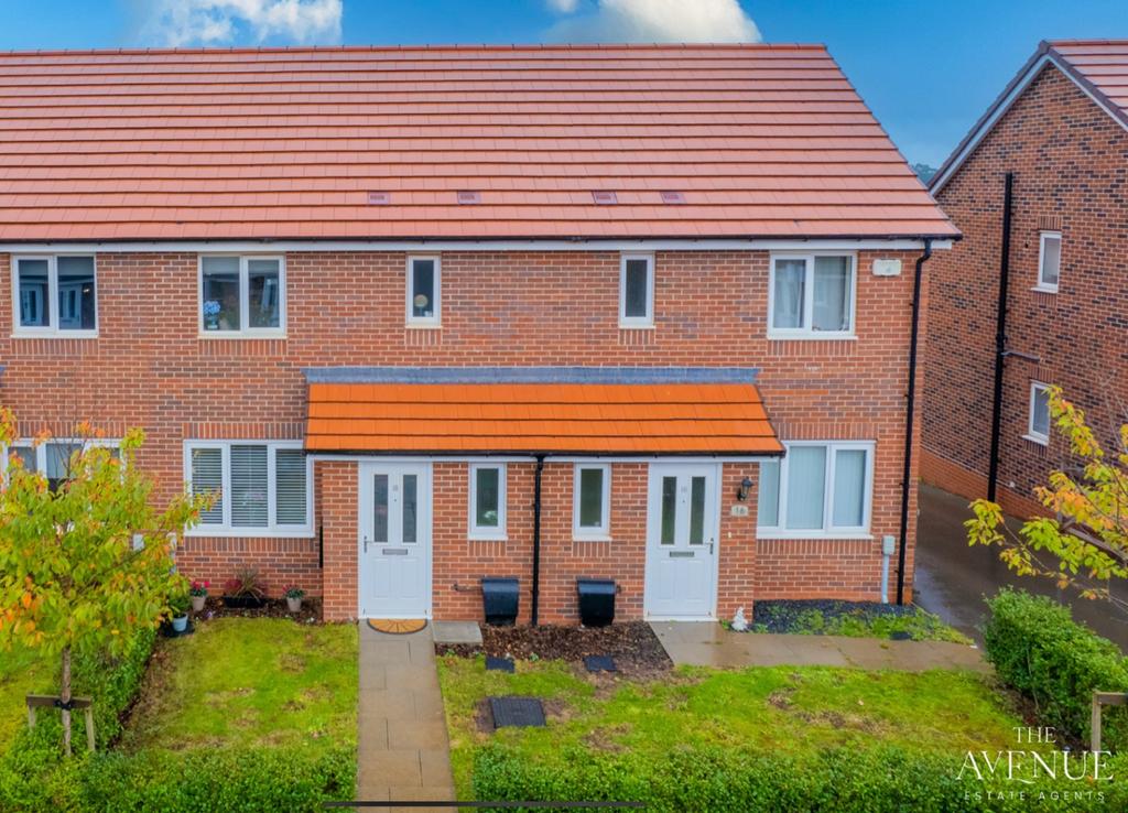 Hawling Street, Redditch, B97 6BQ 3 bed terraced house - £240,000